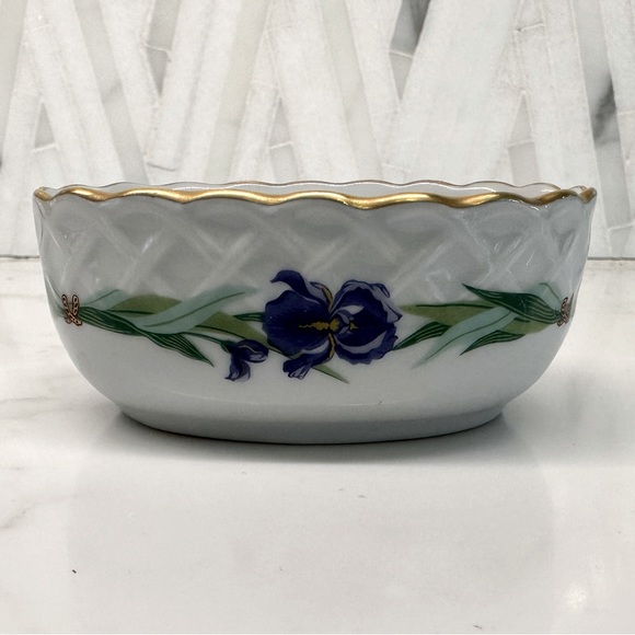 Limoges | Accents | Vintage Limoges Eximious Floral Iris Trinket Dish ...